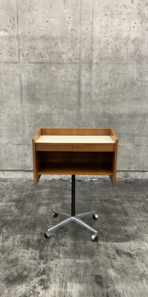 Podium / Counter. - Kathedra