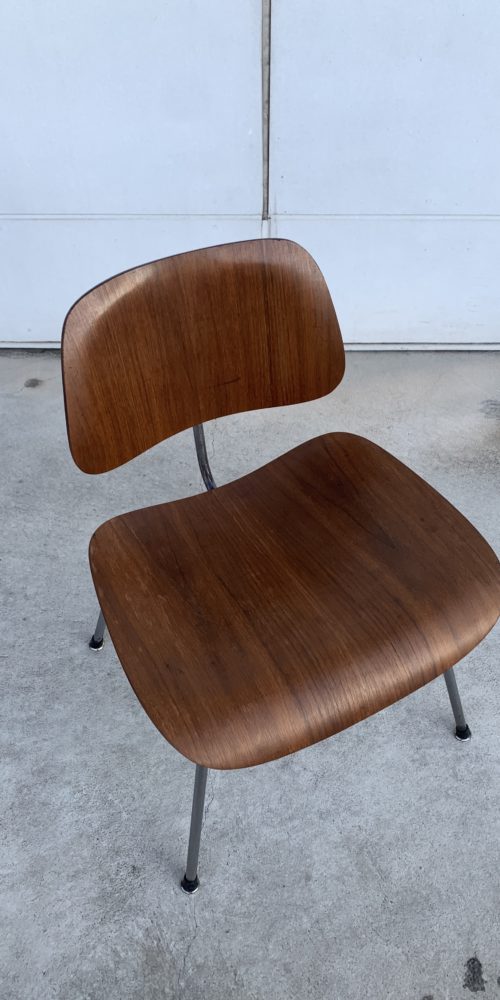 Eames DCM 2nd Walnut . - Kathedra